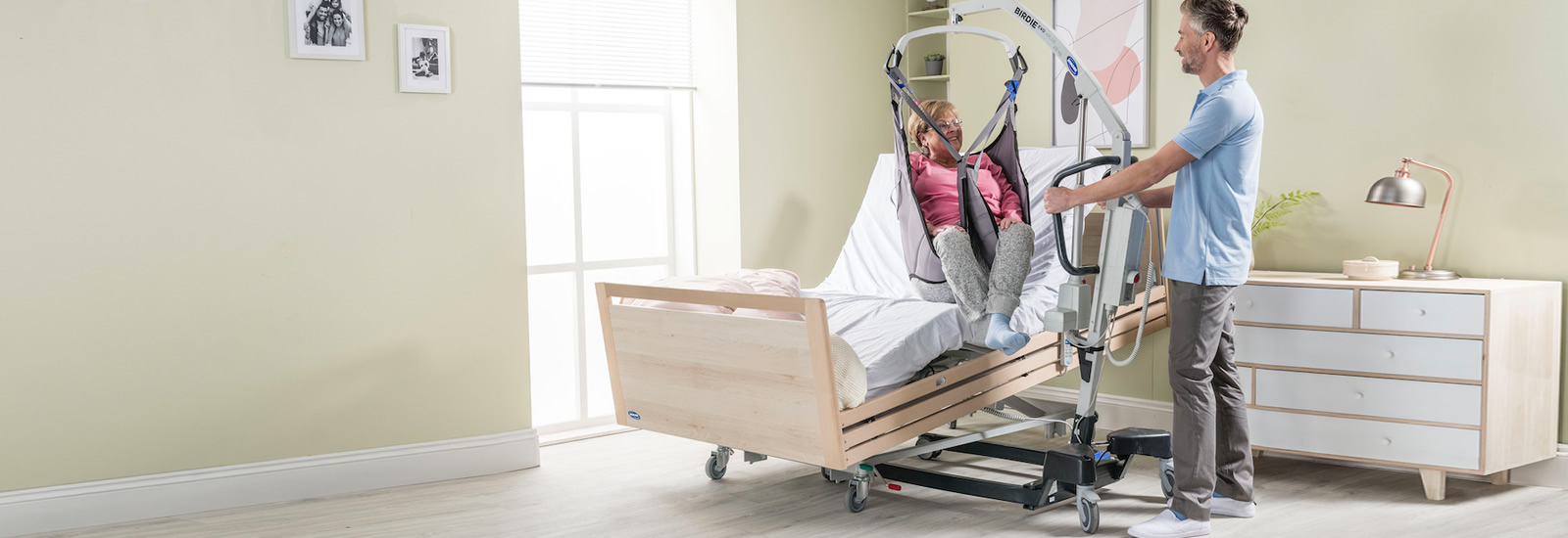Elevador de Transferência Invacare Birdie Evo XPlus - Invacare Portugal